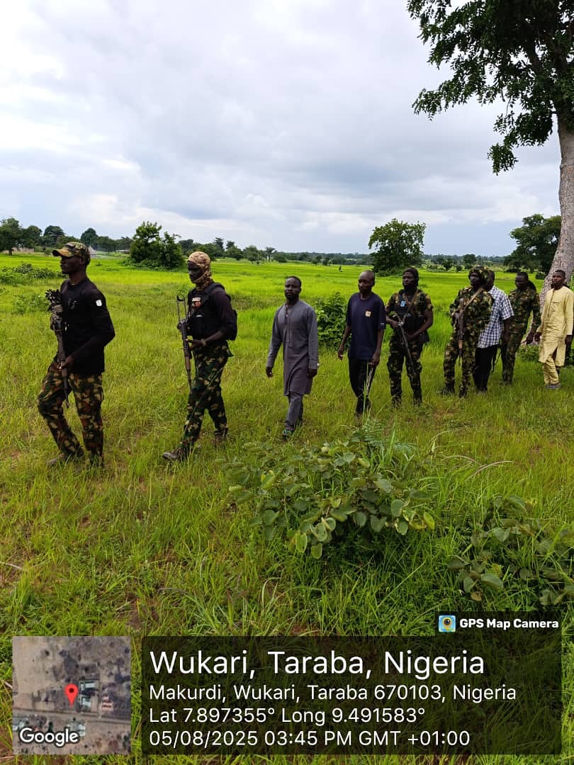 Gallant Nigerian Soldiers Rescue Seven Kidnapped Victims In Taraba (Photos)